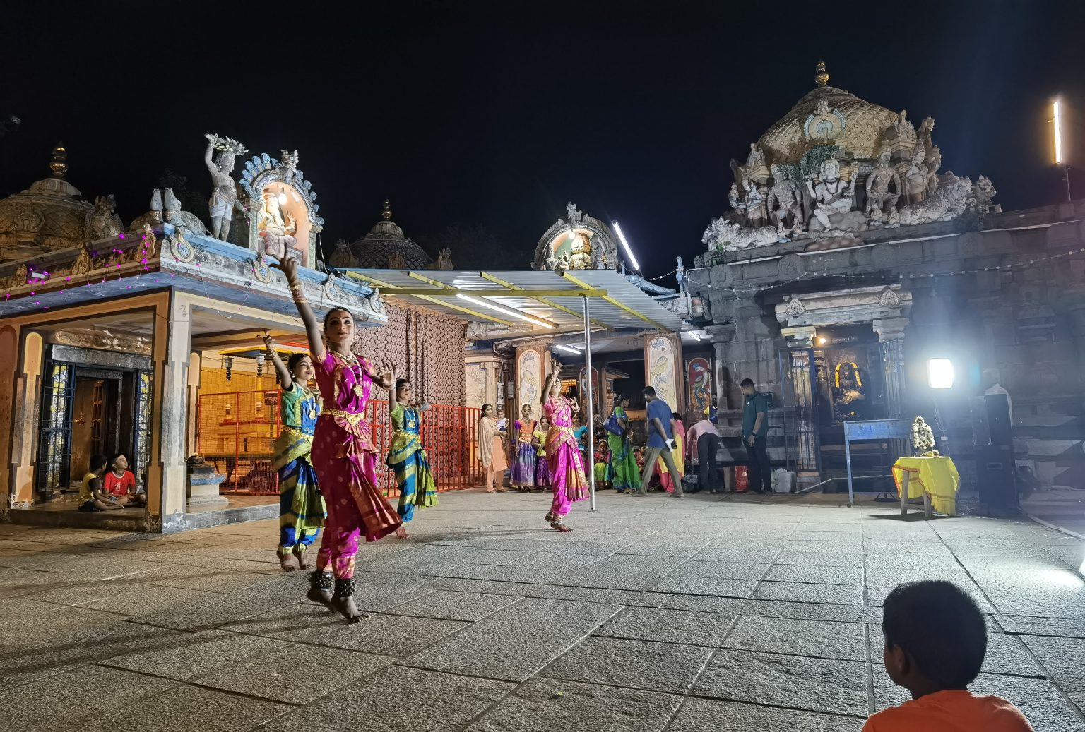 South Indian Temple Music: The Resonance of Periya Melam – Kshetra ...